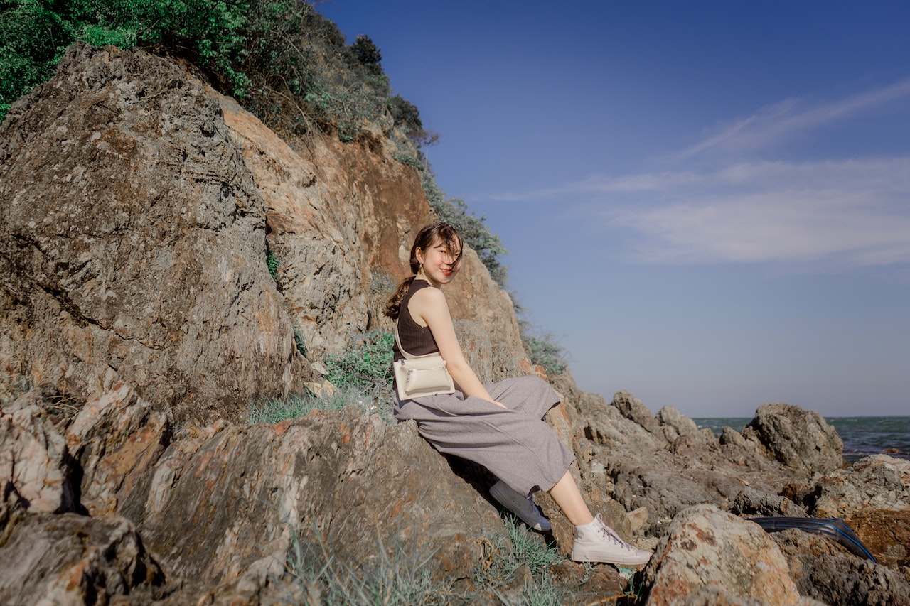 How to Dress for Hiking - The Hiking Dude